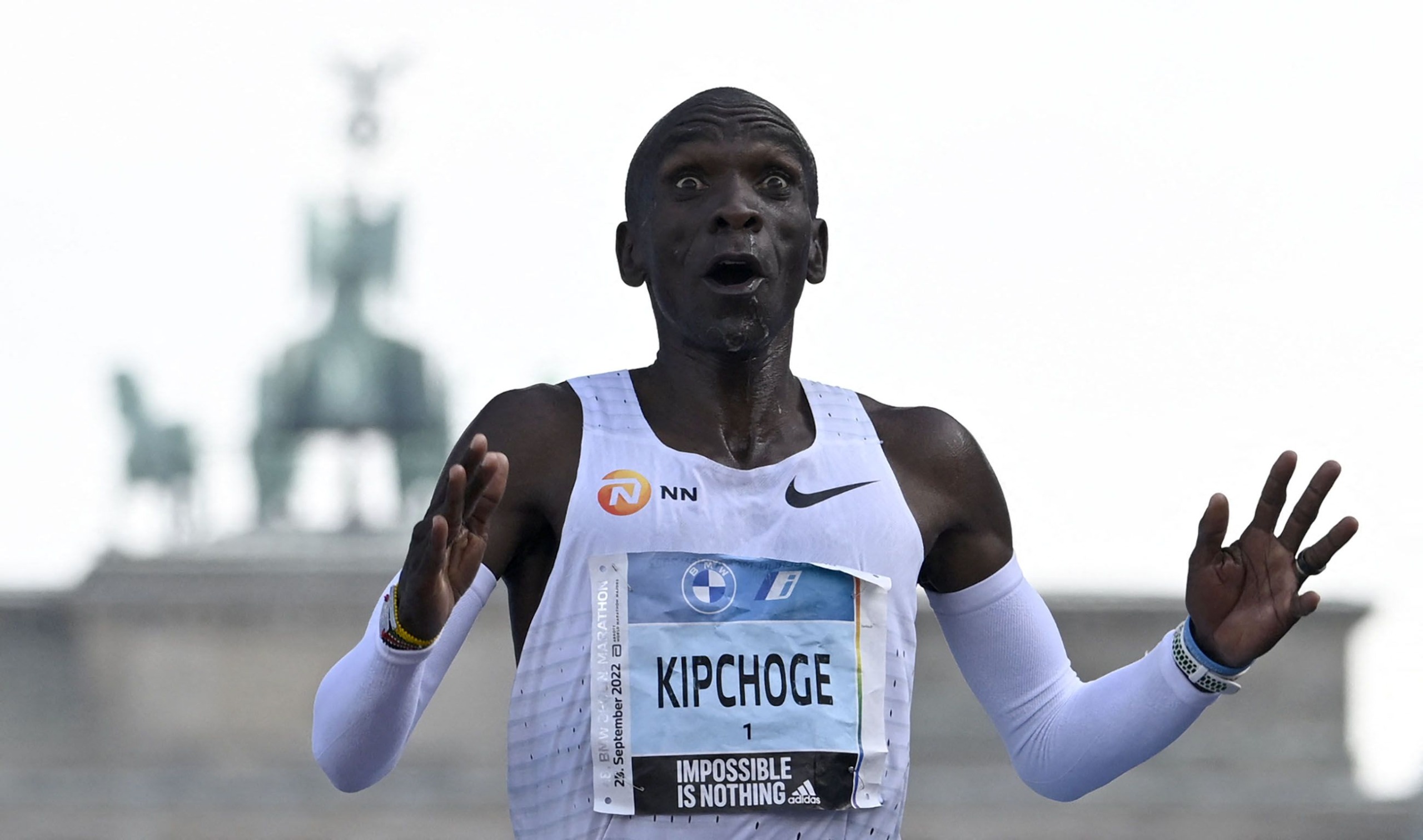 Eliud Kipchoge: El Hombre que Rompe Barreras y Cronómetros......